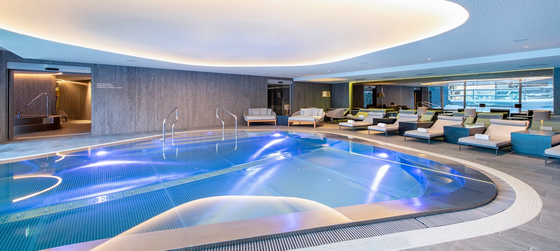 W Verbier Pool Review: W Verbier One Mile At A Time